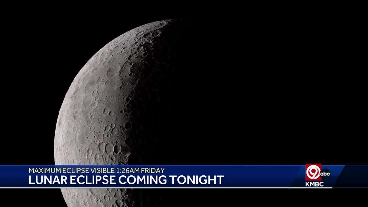 "Blood worm" moon lunar eclipse coming overnight