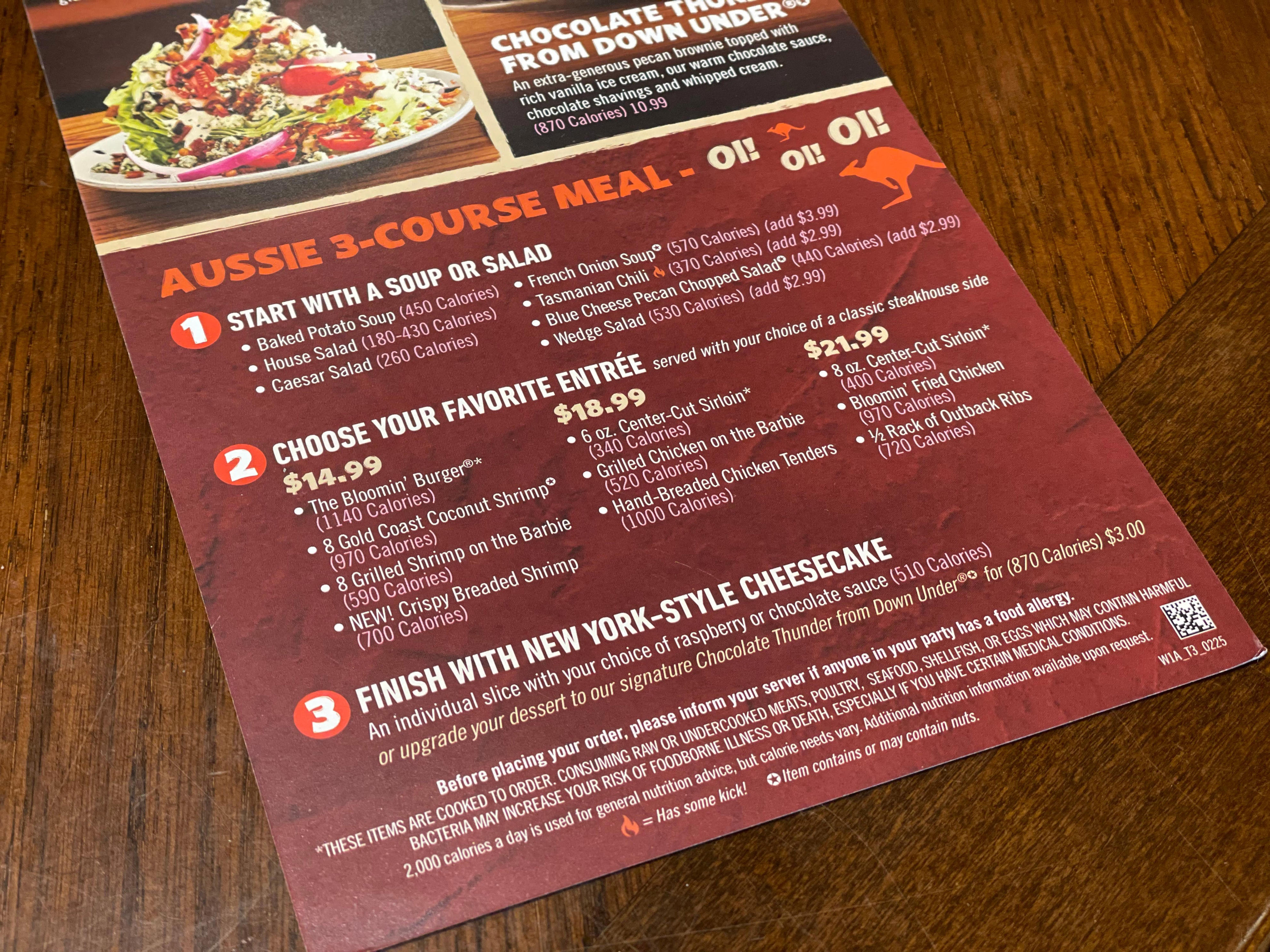 I tried Outback Steakhouse's 3-course meal deal for $15. The value is ...