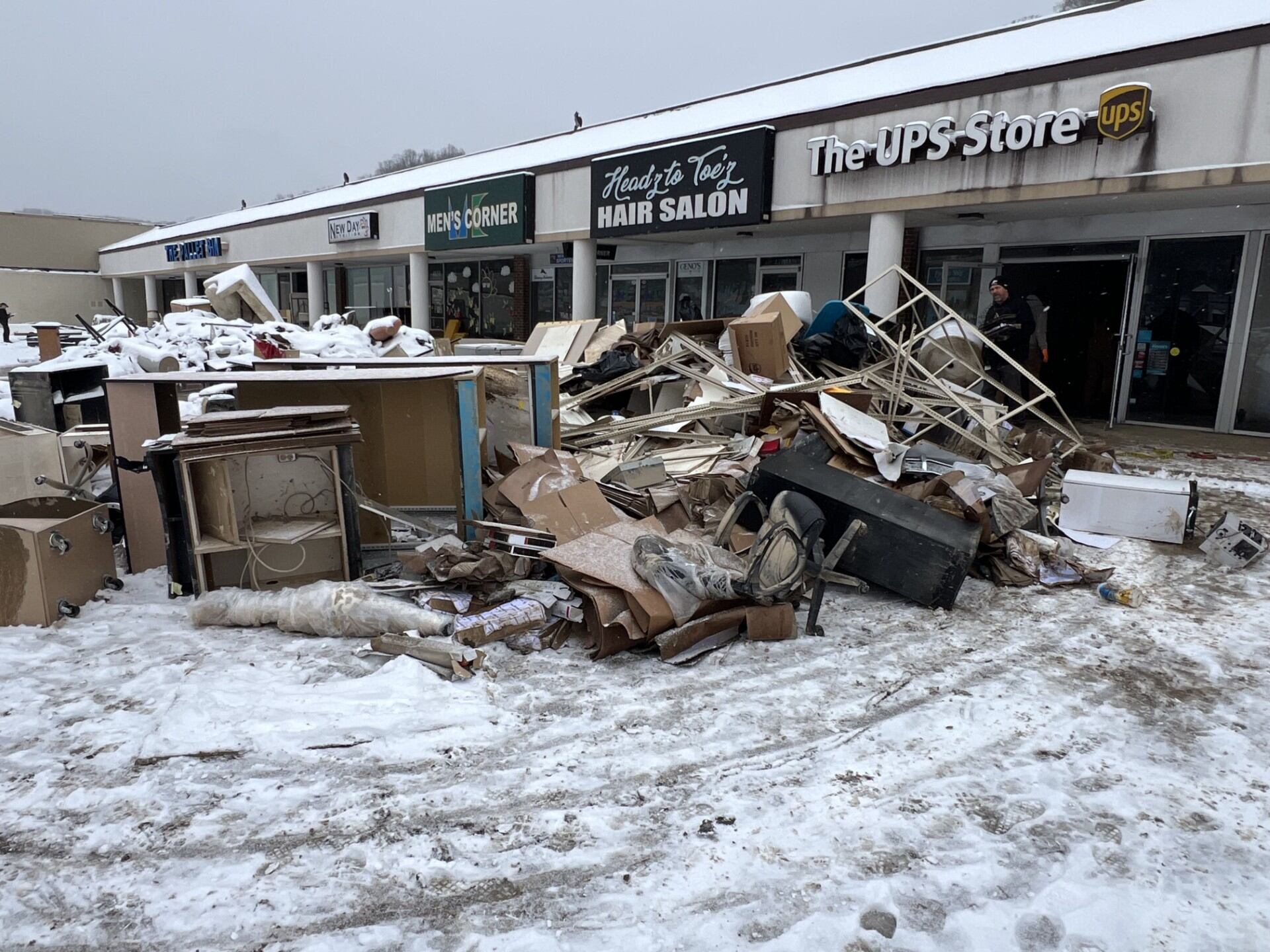 FEMA gives tips on how to remove debris from your property