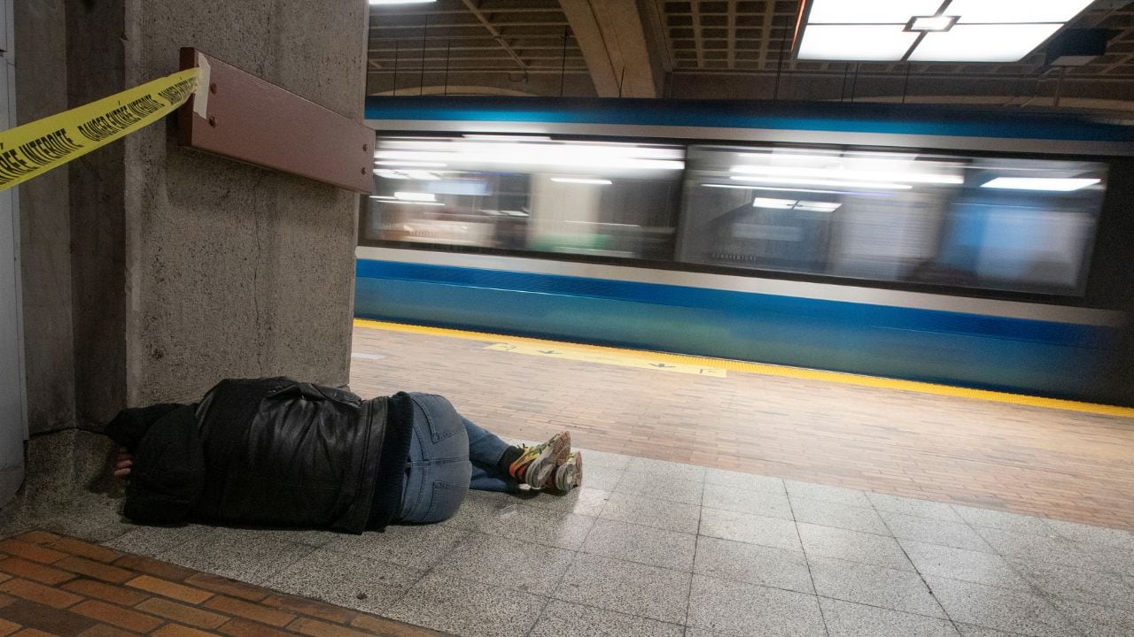 Loitering in Montreal Metro banned as transit authority addresses ...