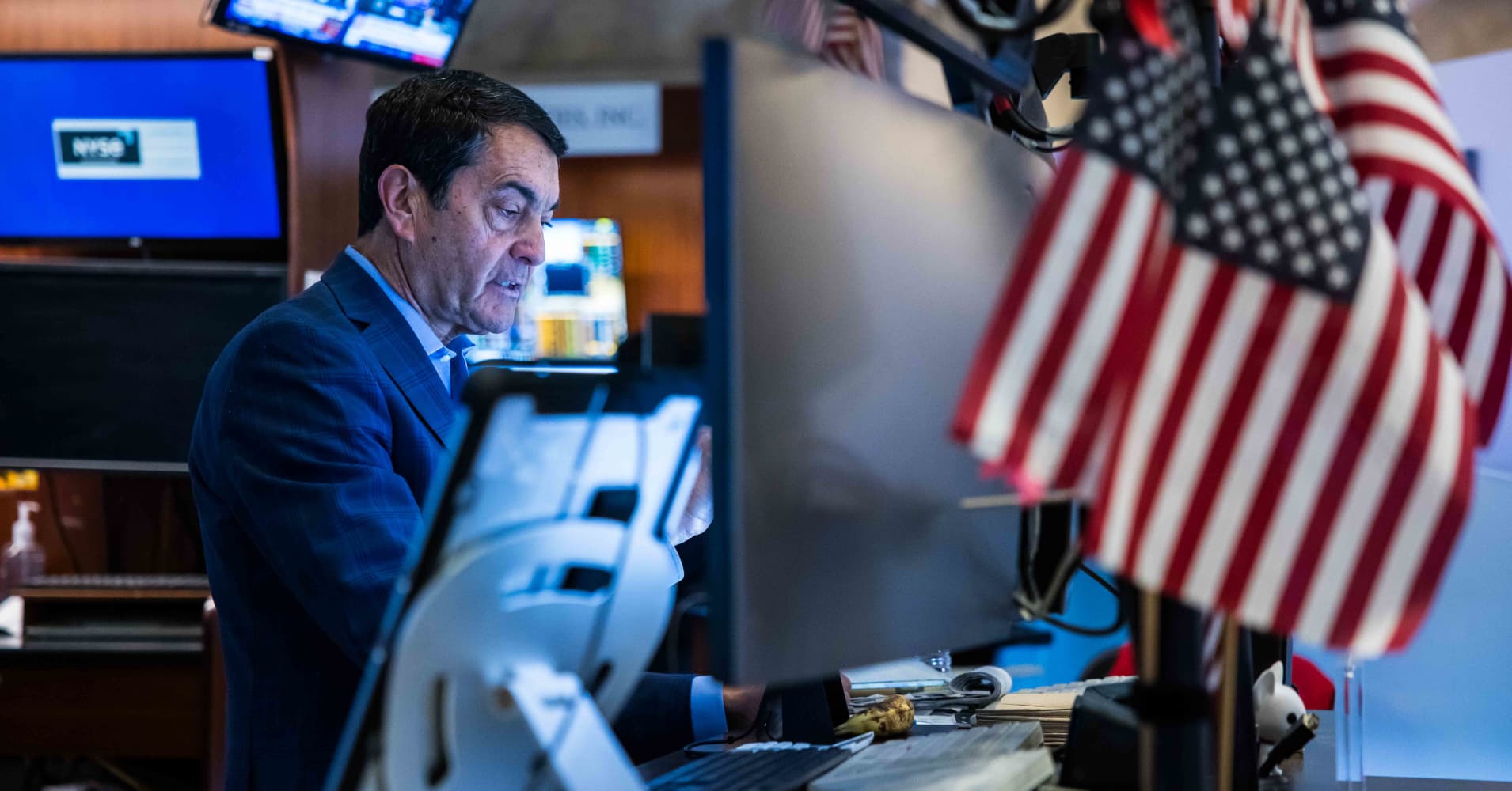 CNBC Daily Open: The S&P 500 joins the Nasdaq in correction territory