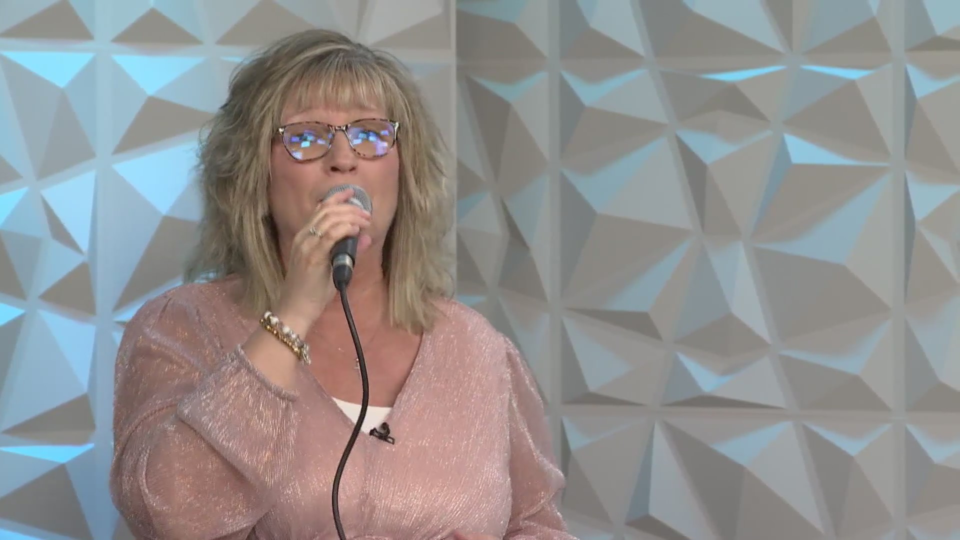 let me be there olivia newton-john cover by Missy Dunaway