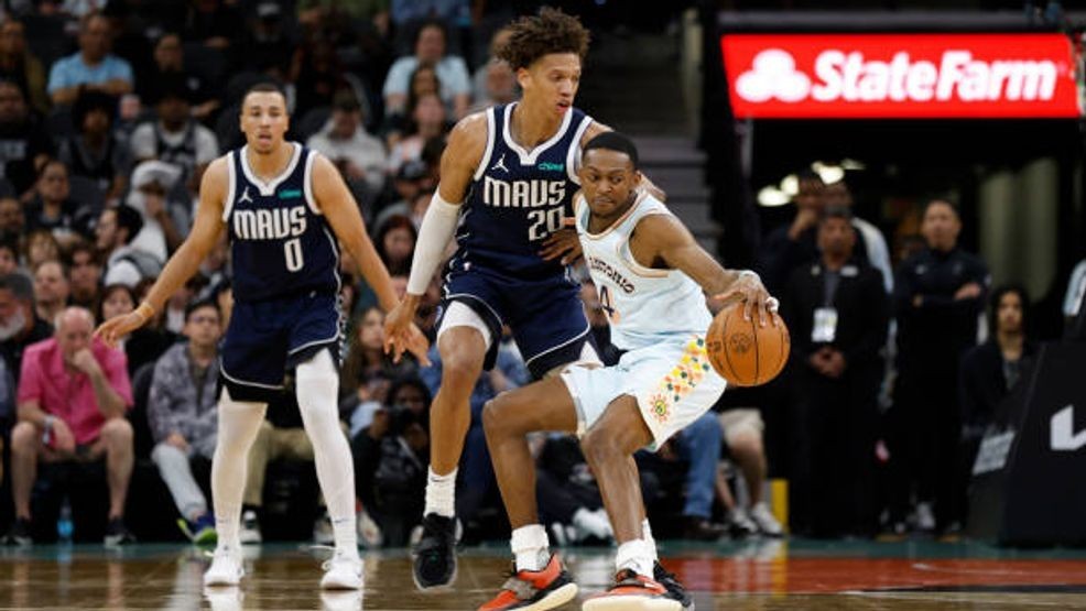 Spurs' De'Aaron Fox to miss rest of season for surgery on injured finger