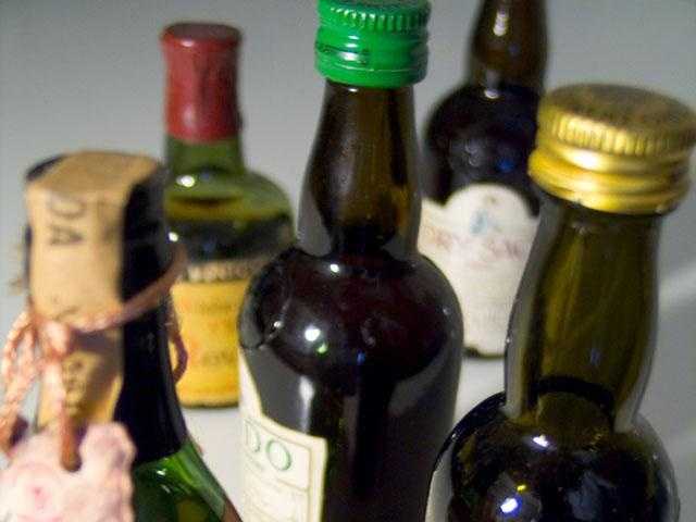 Trump threatens 200% tariff on European alcohol