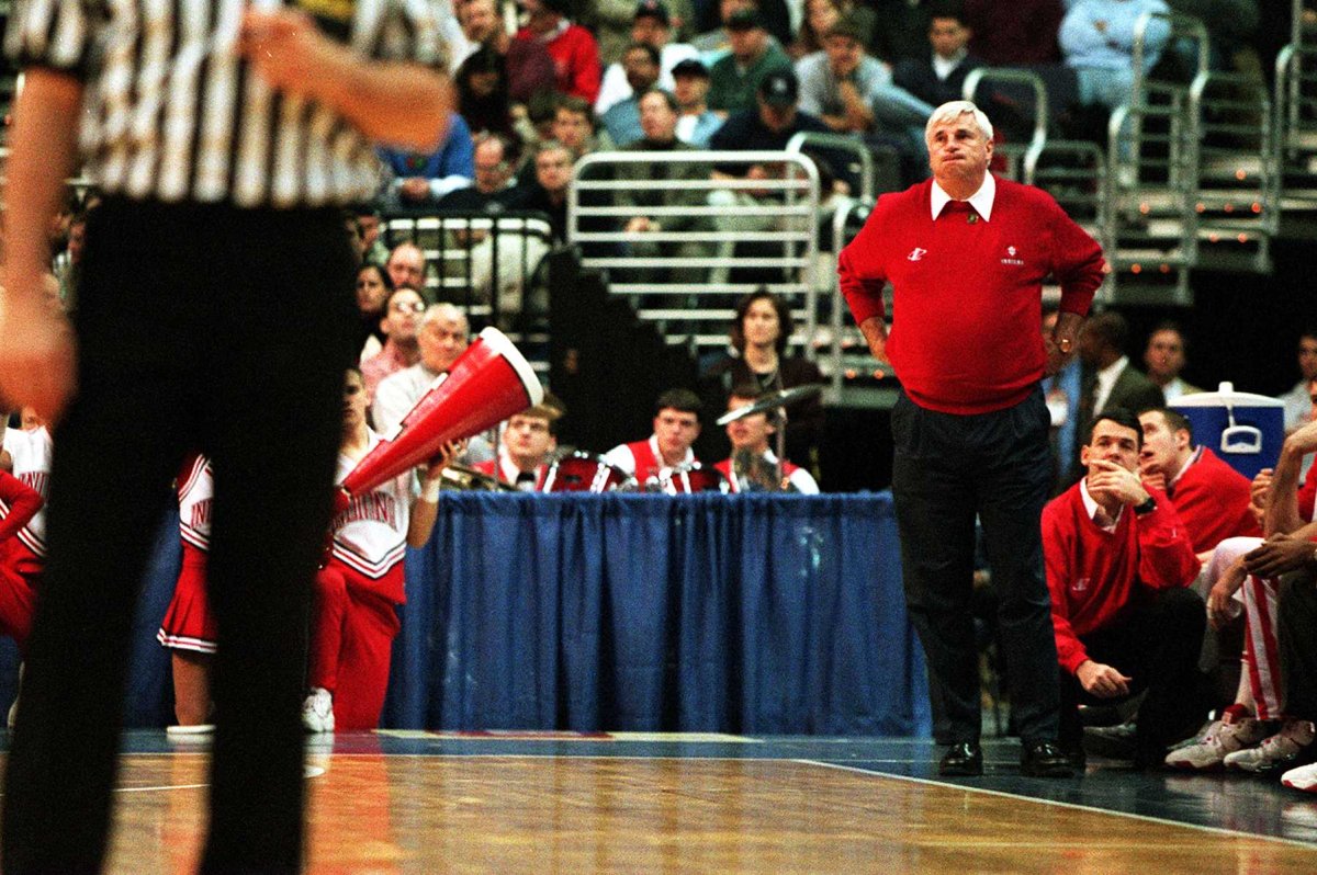 Sports journalist, best-selling author John Feinstein dies at 69