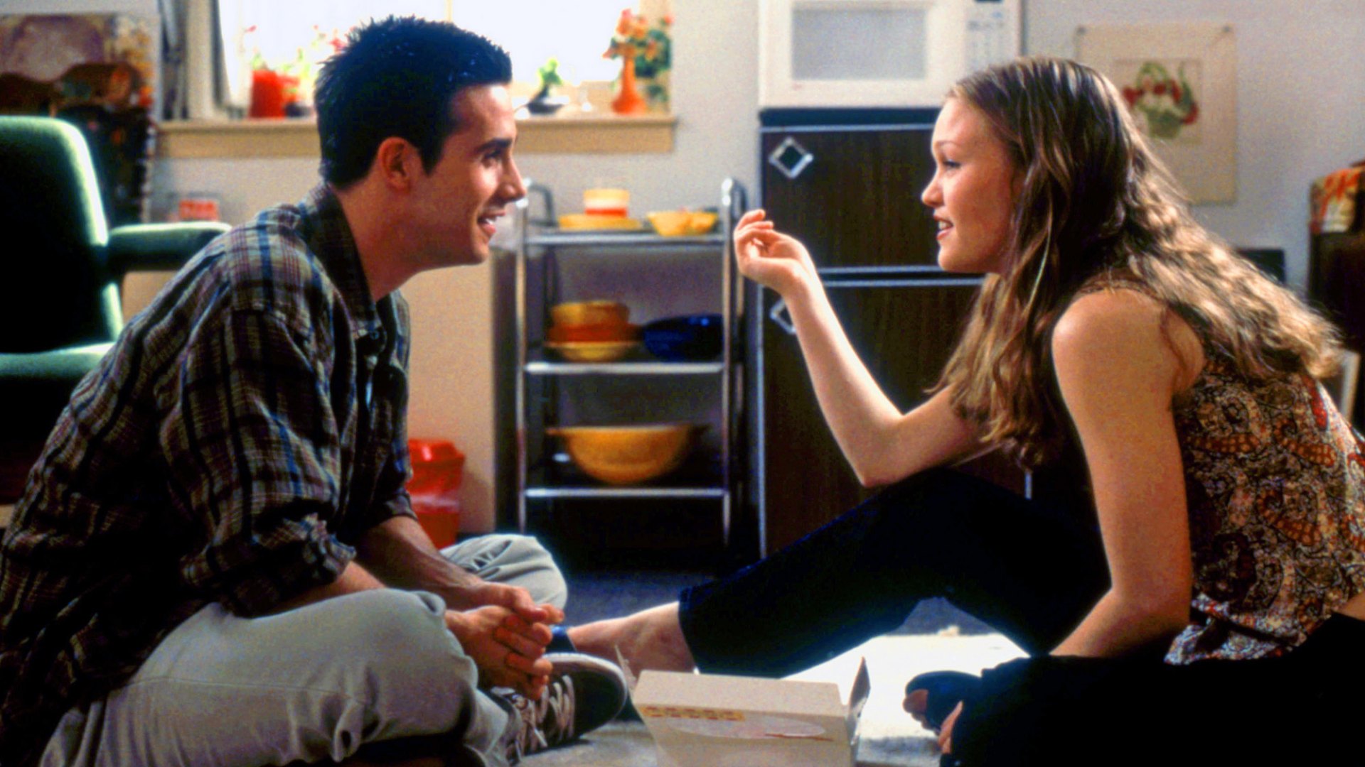 Julia Stiles Felt ‘Slimy' Doing Dancing Scene in Freddie Prinze Jr. Rom-Com