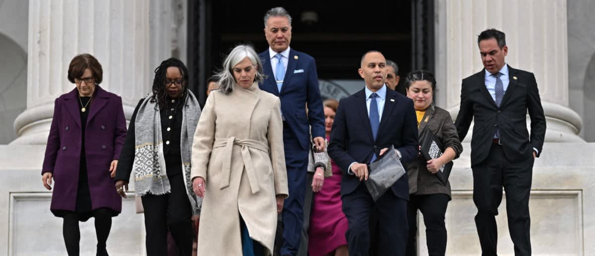 Democrats Devise Plan To Beat Republicans In Midterm Battle