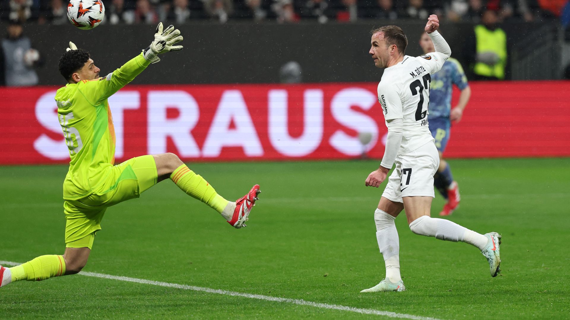 Europa League: Eintracht Frankfurt zieht dank Götze ins Viertelfinale ein