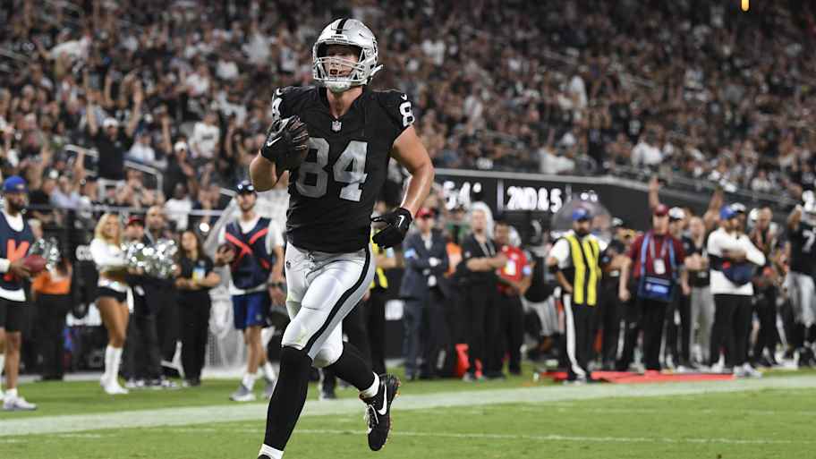 BREAKING: Raiders Lose TE Harrison Bryant to Eagles