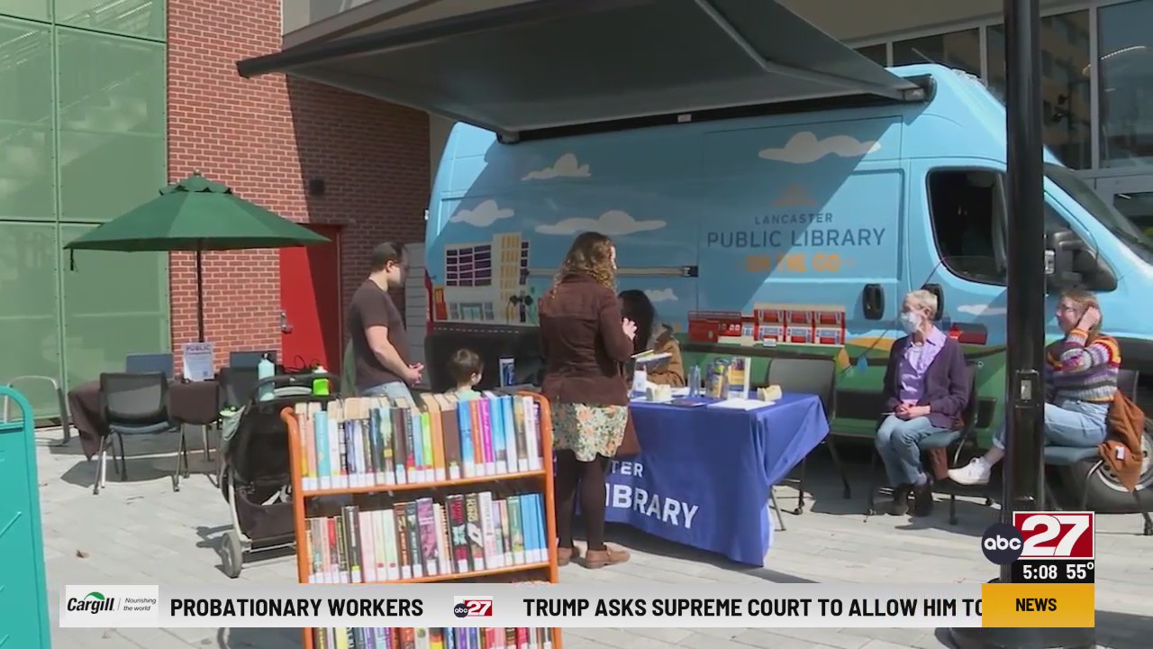 Lancaster Public Library opens pop-up in Ewell Plaza
