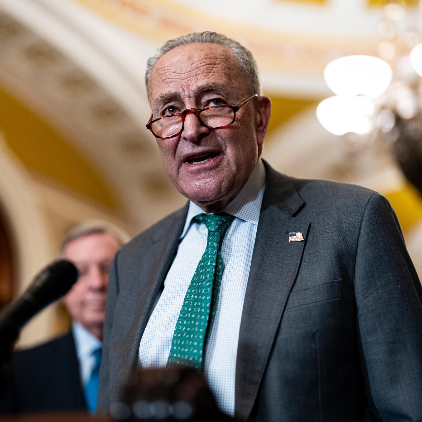 Schumer to vote for GOP measure to avert government shutdown
