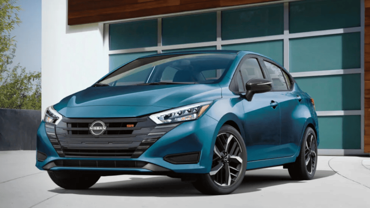 Nissan Versa: Cuánto cuesta si lo compras en marzo en México, precio de ...