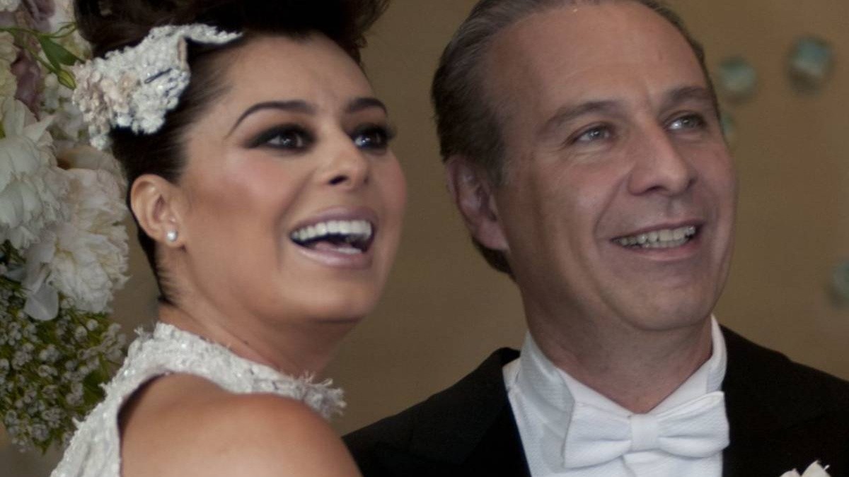 Juan Collado le habría sido infiel a su esposa Yadhira Carrillo: "la ...