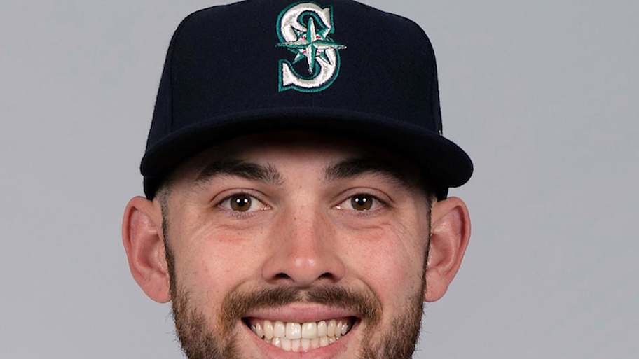 Former Seattle Mariners Trade Piece Announces Retirement From ...