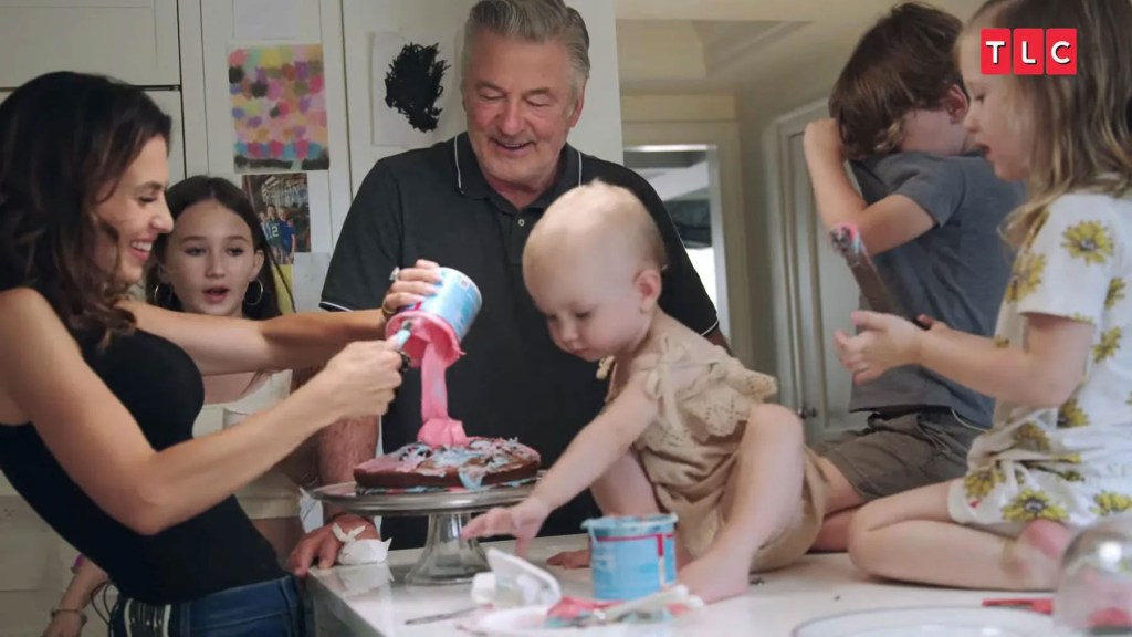 It’s pathological how hypocrite Alec Baldwin — the ultimate ‘leave me ...