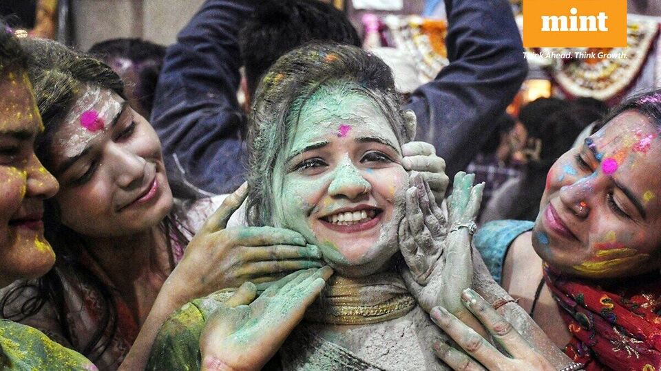 Holi 2025 LIVE Updates: Celebrations in full swing for the ‘festival of ...