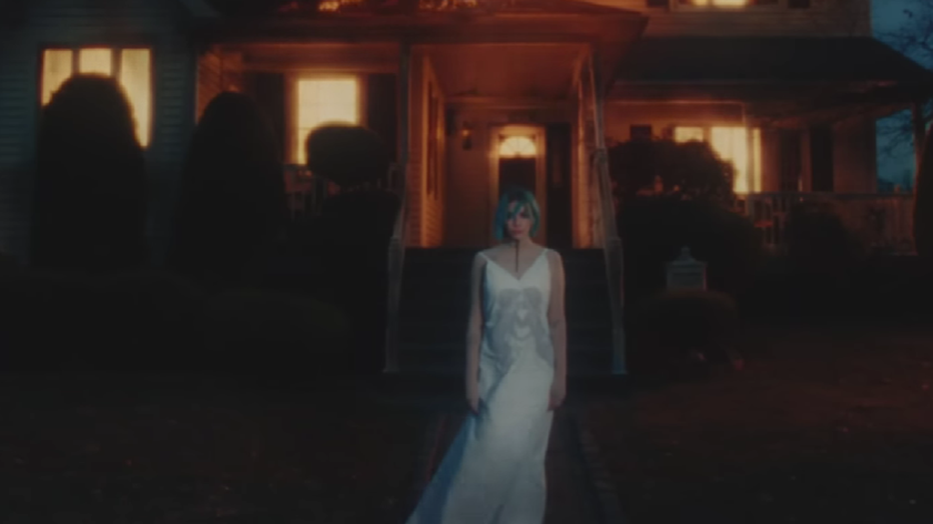 Patrick Bateman, Rose Villain: testo e significato della canzone