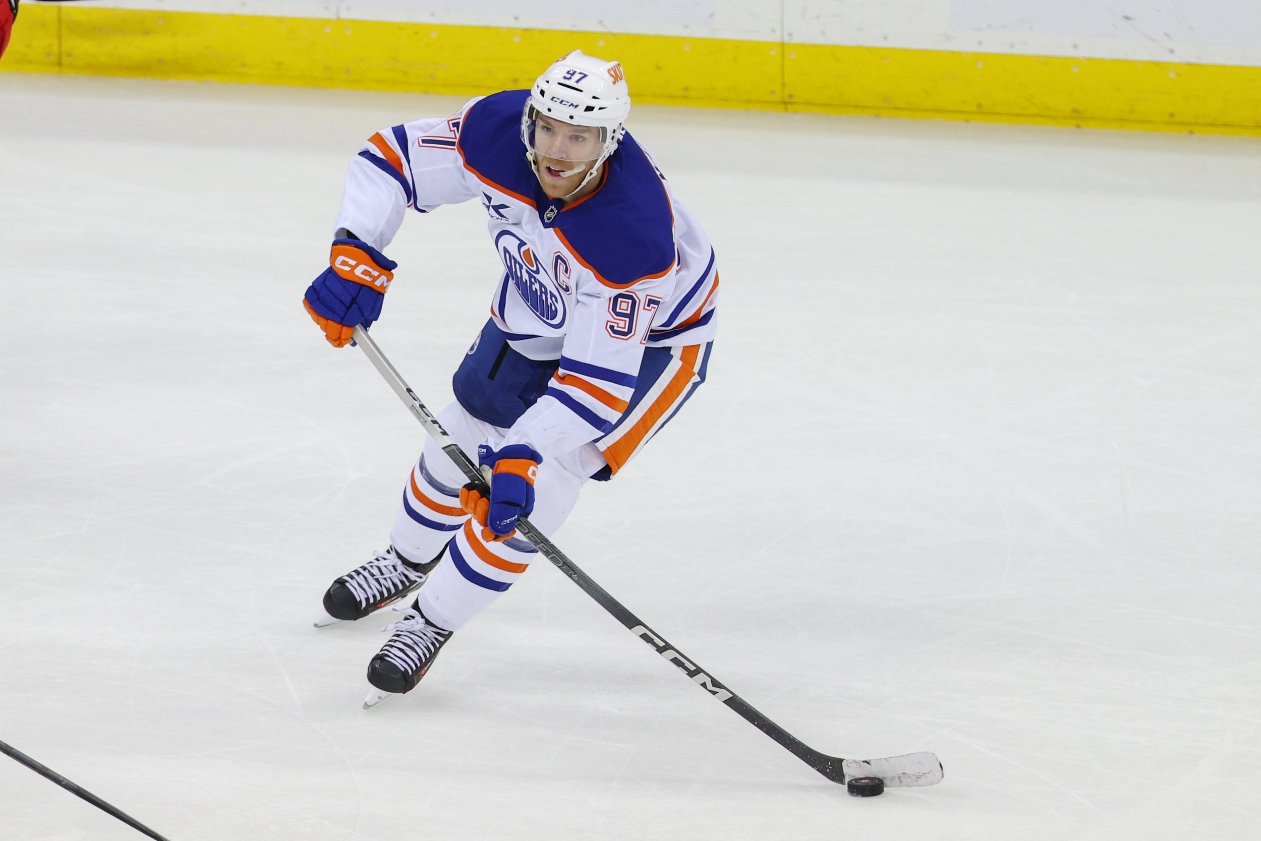 Connor McDavid joins Wayne Gretzky on illustrious short list