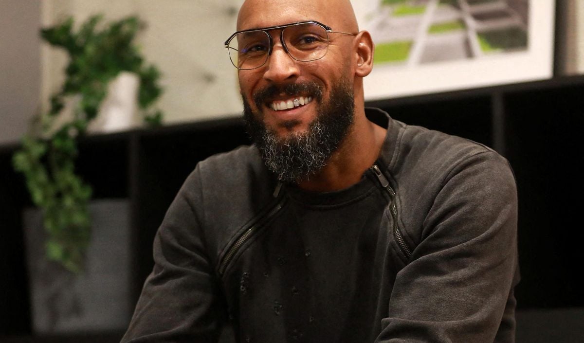 Nicolas Anelka : Son fils Kaïs, fruit de ses amours avec Barbara, est ...
