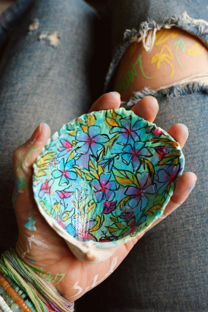 Shell yeah to some paint.