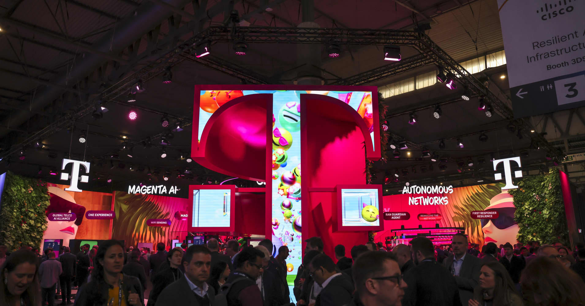 'Please unleash us,' Europe's telcos urge regulators as industry bangs ...