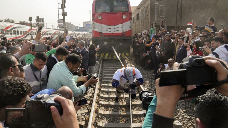 Egyptian sets new world record by pulling 279 tonne train with his teeth
