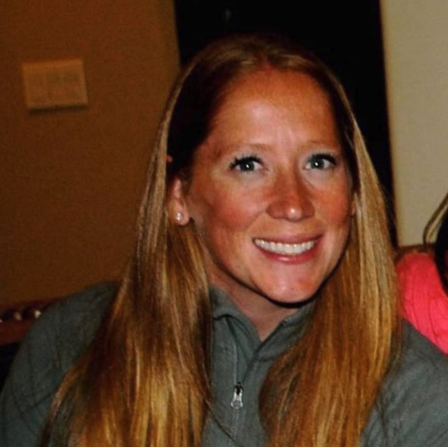 Popular travel influencer dies after horrific crash with truck carrying ...