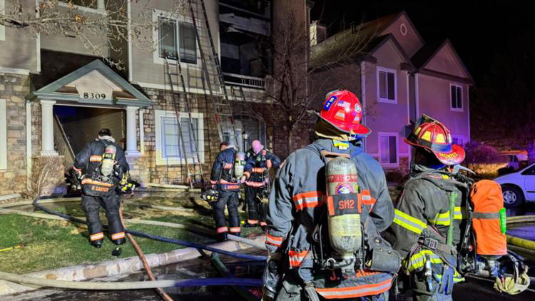 2-alarm fire at townhome complex evacuates residents 2-alarm fire at townhome complex evacuates residents