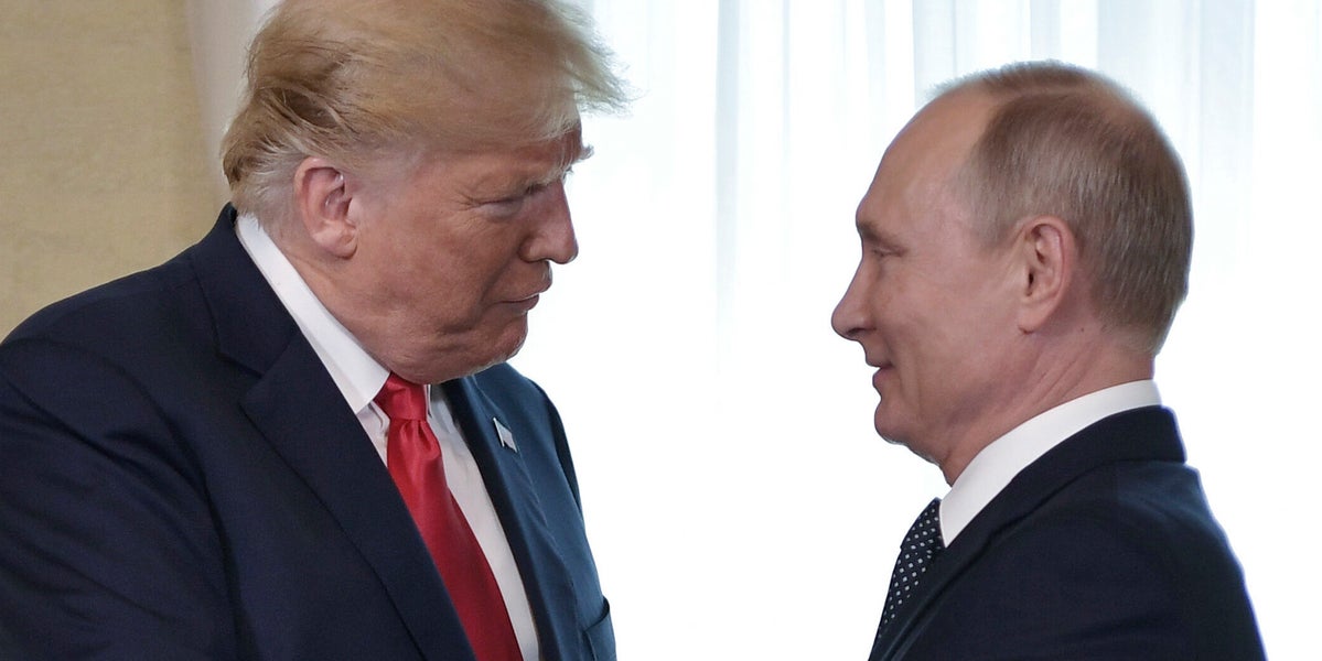 Former Aide Reveals How Vladimir Putin Played Donald Trump Like A ...