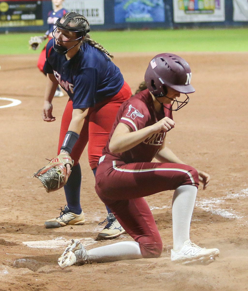 Region softball: FWB does something it hasn't done since 2004 ...