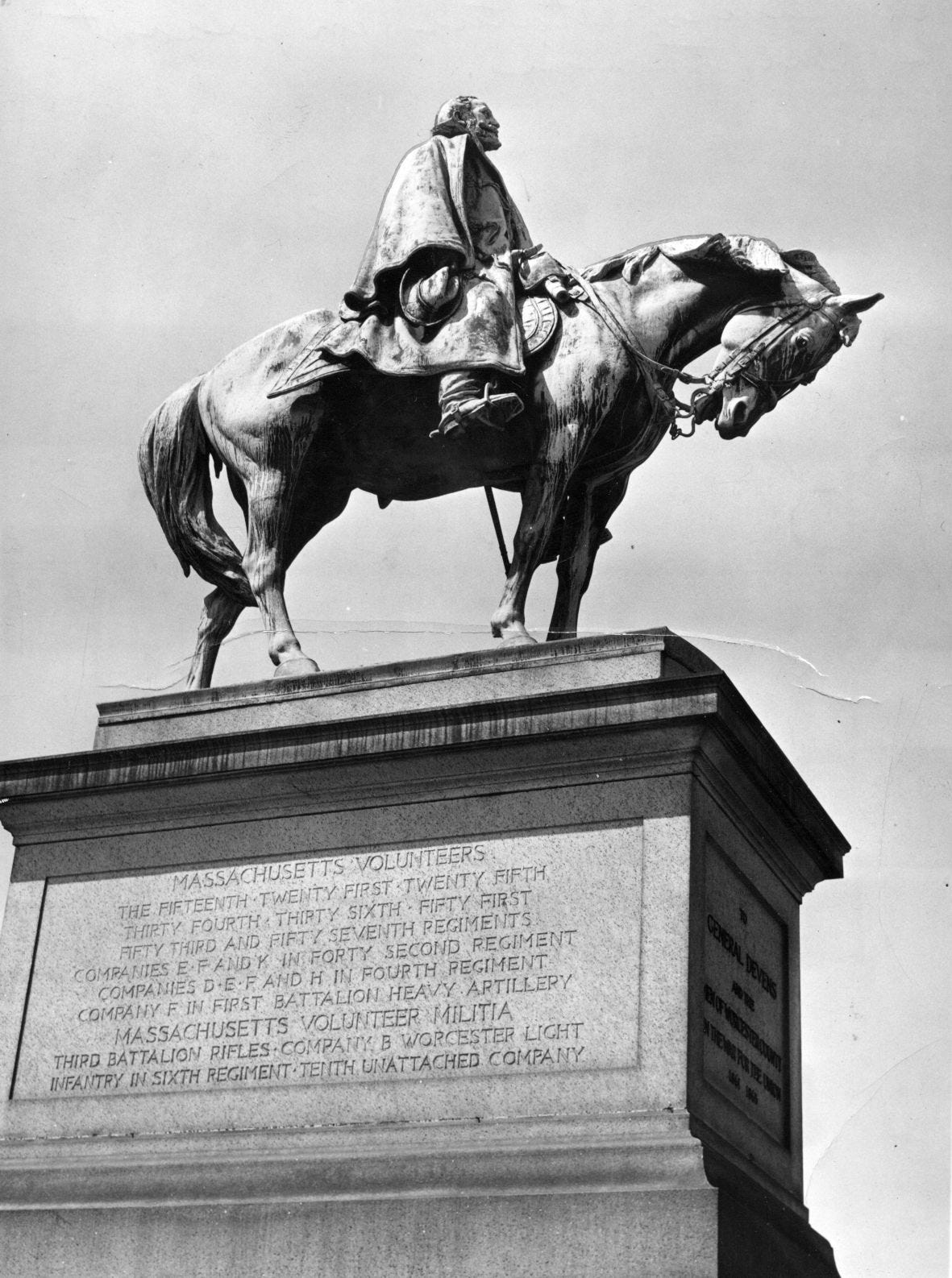 Why's it called that? A fort and a statue, deserved honors for ...