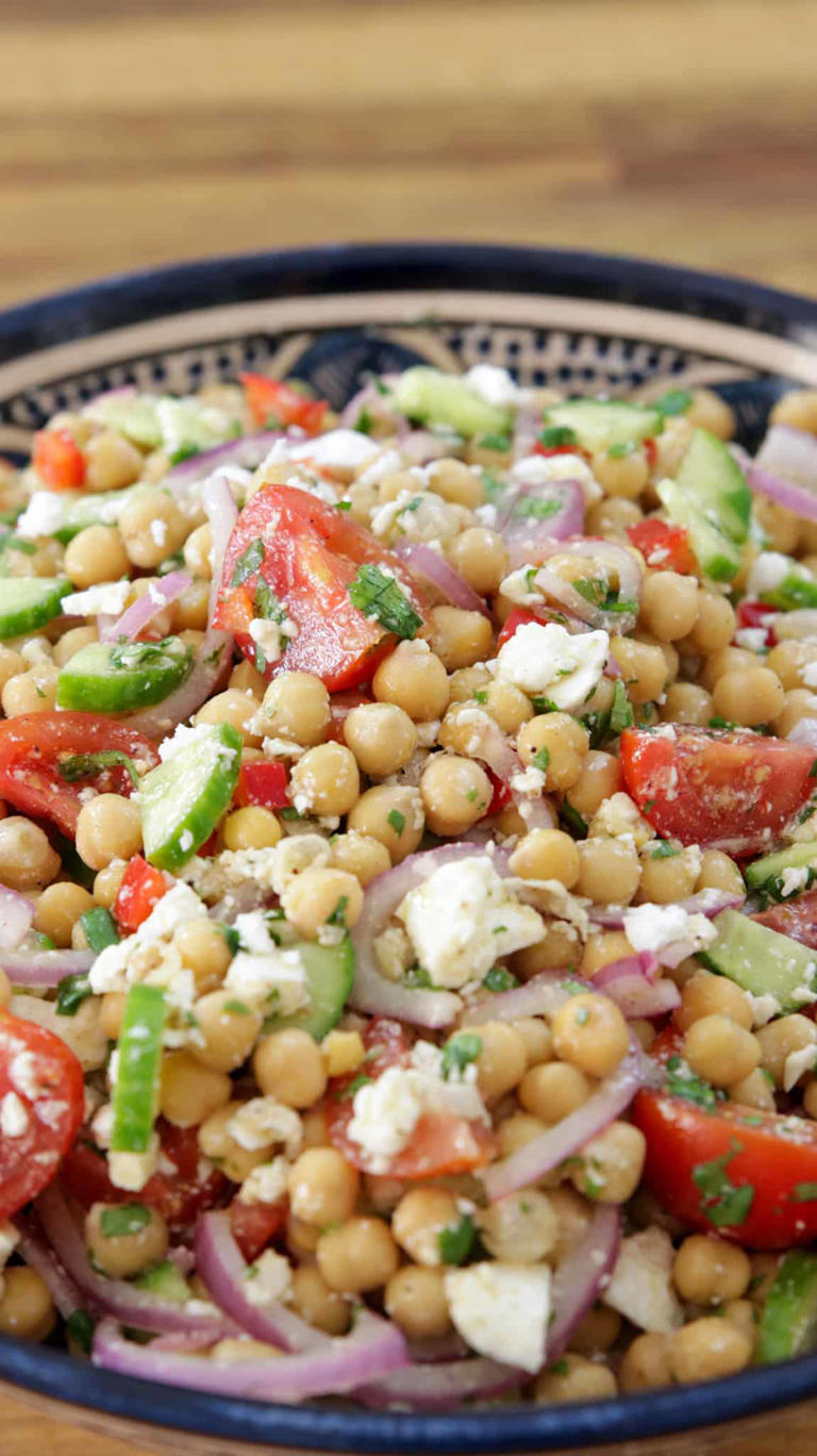 Fresh and Healthy Chickpea Salad