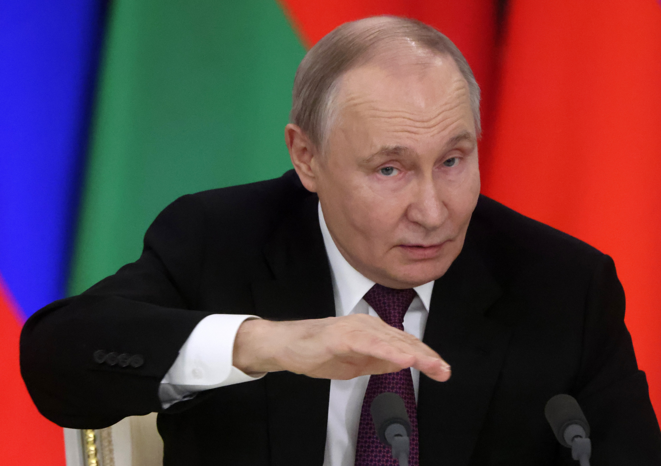 Putin Sent Trump 'Additional Signals' Ahead of Call: Kremlin