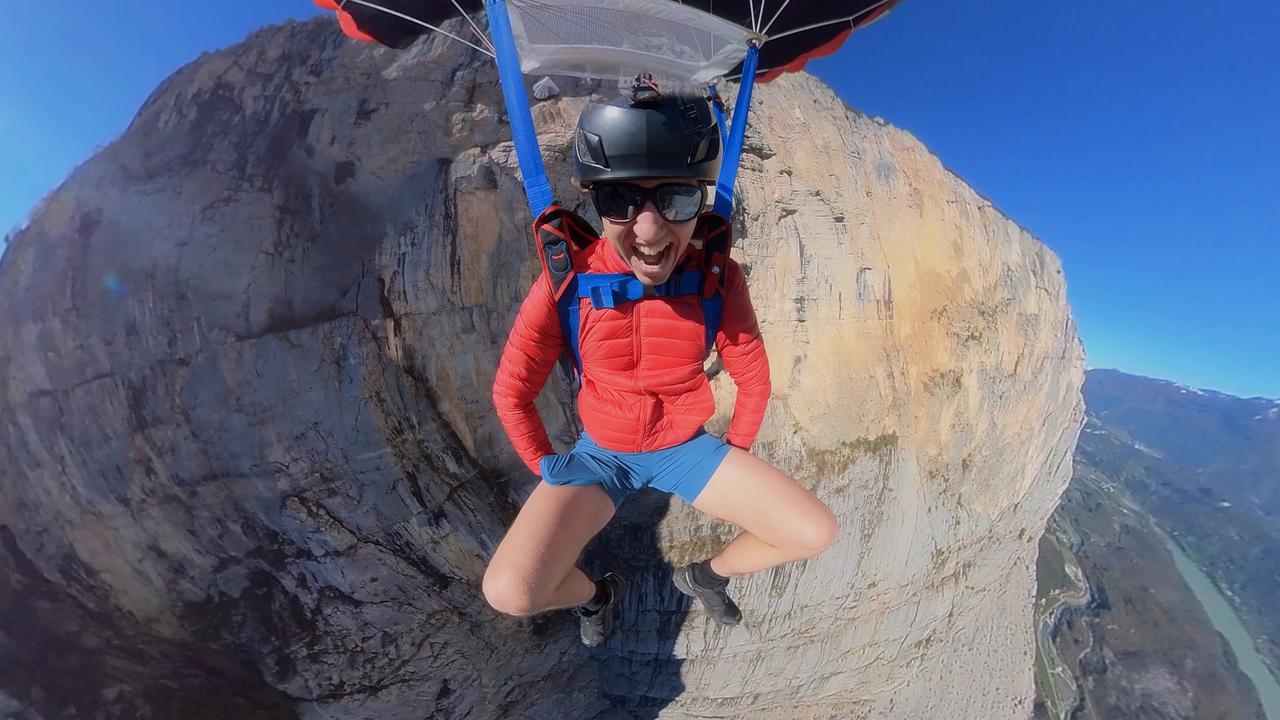BASE Jumper Sets Record for Using a Jump Rope in Freefall