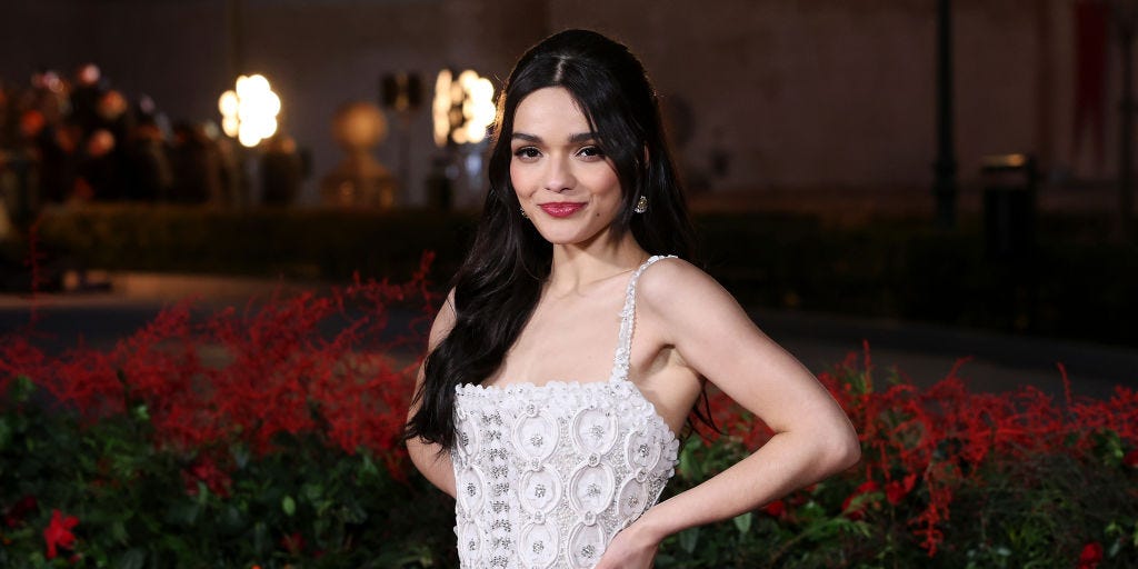 Rachel Zegler, la musa del estilo 'princesa' y sus looks de ensueño a ...