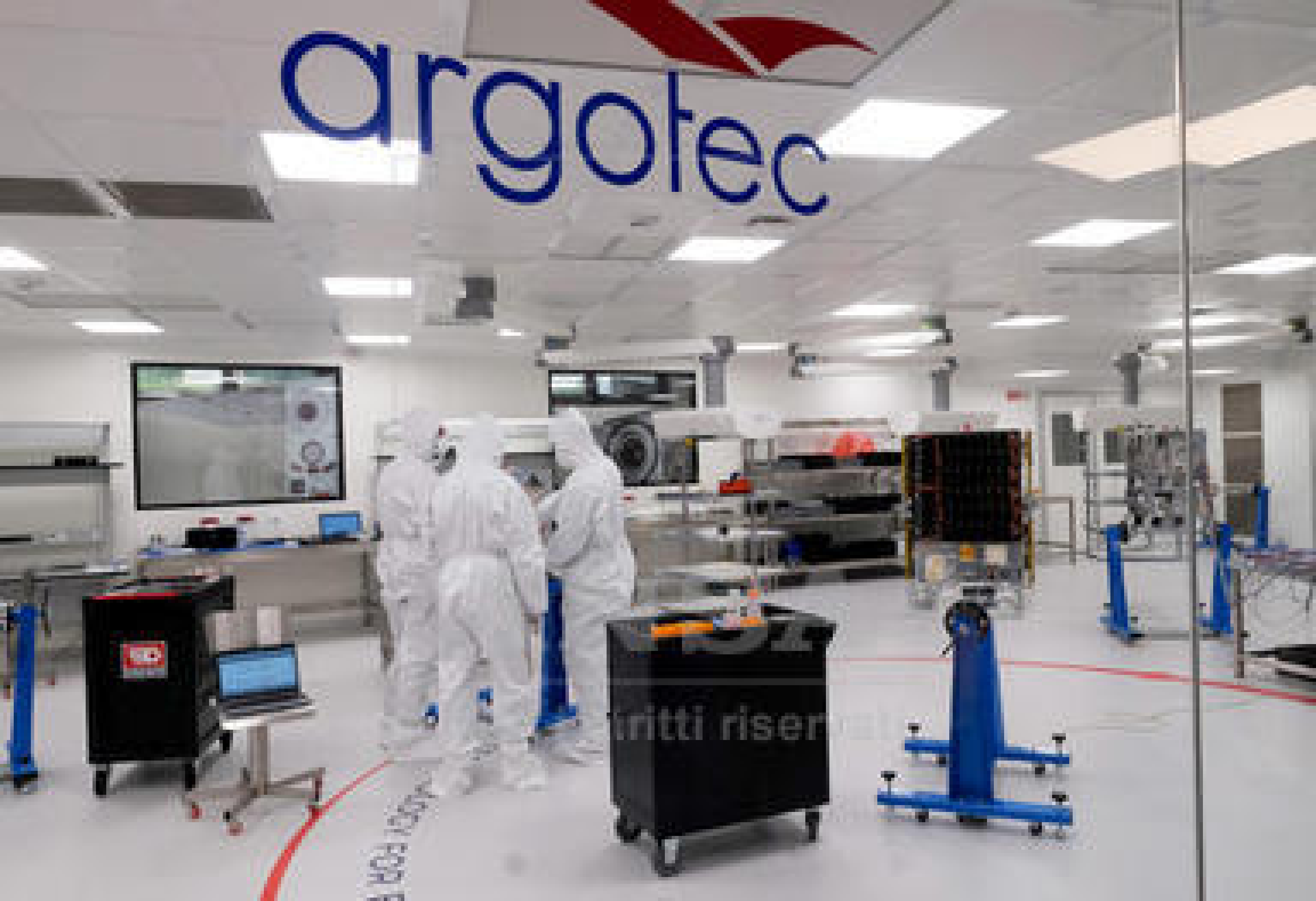 Meloni allo Space Park Argotec, fabbrica di satelliti