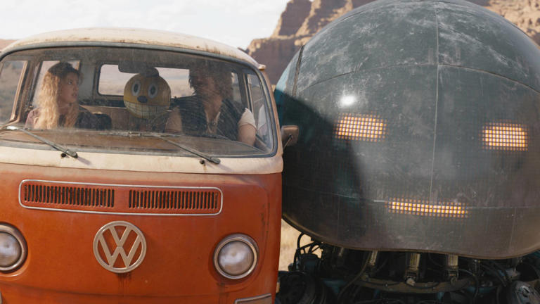 Netflix’s new sci-fi movie with Millie Bobby Brown and Chris Pratt is now streaming — and it’s ...