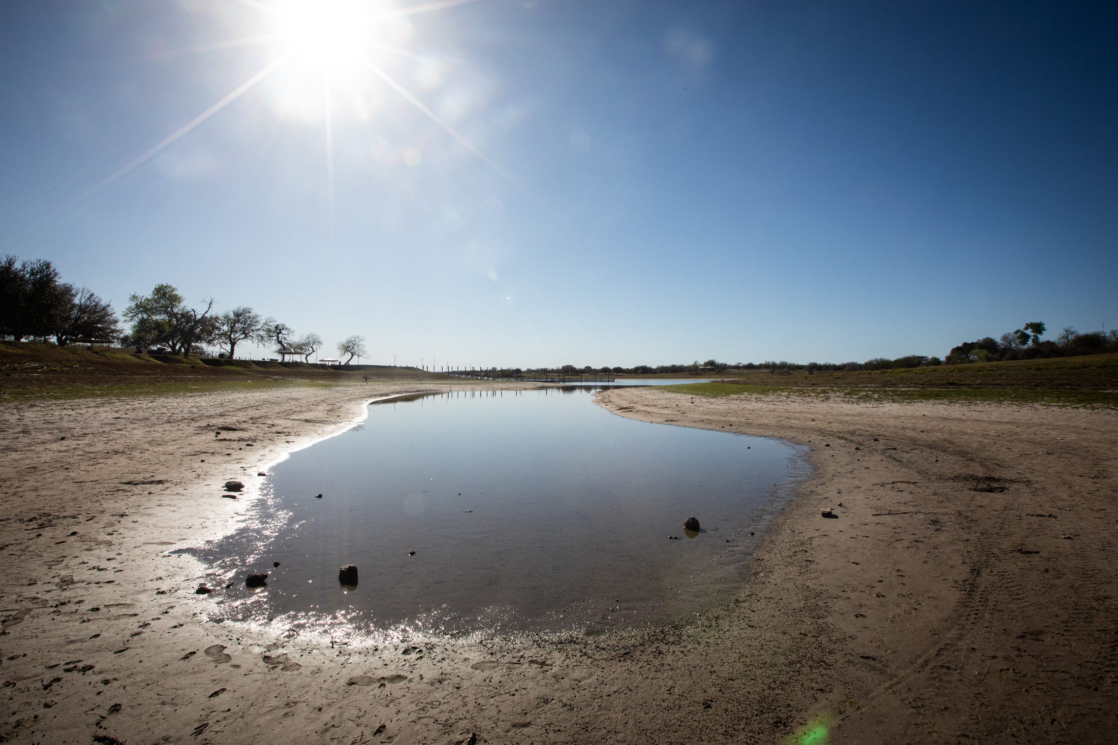Can Texas lawmakers agree on how to spend billions to save the state's ...