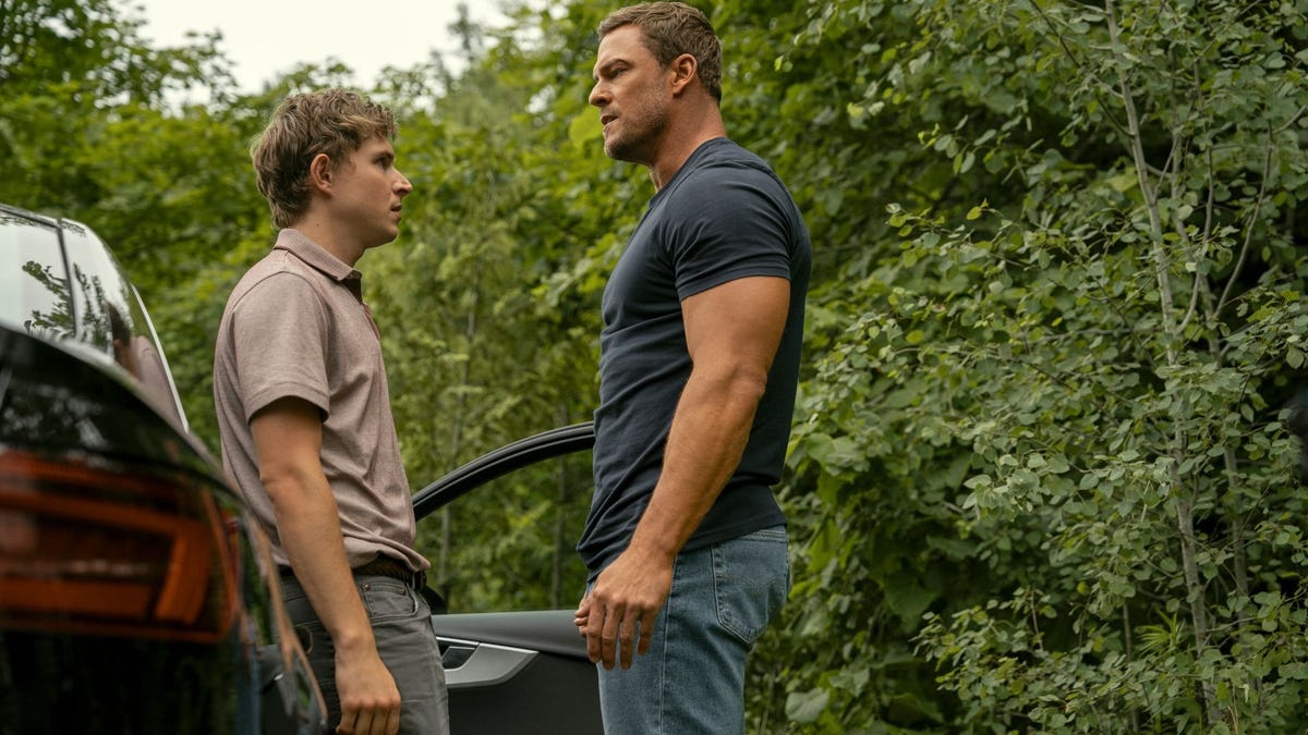 Every Way 'Reacher' Season 3 Differs From the Book It's Based On