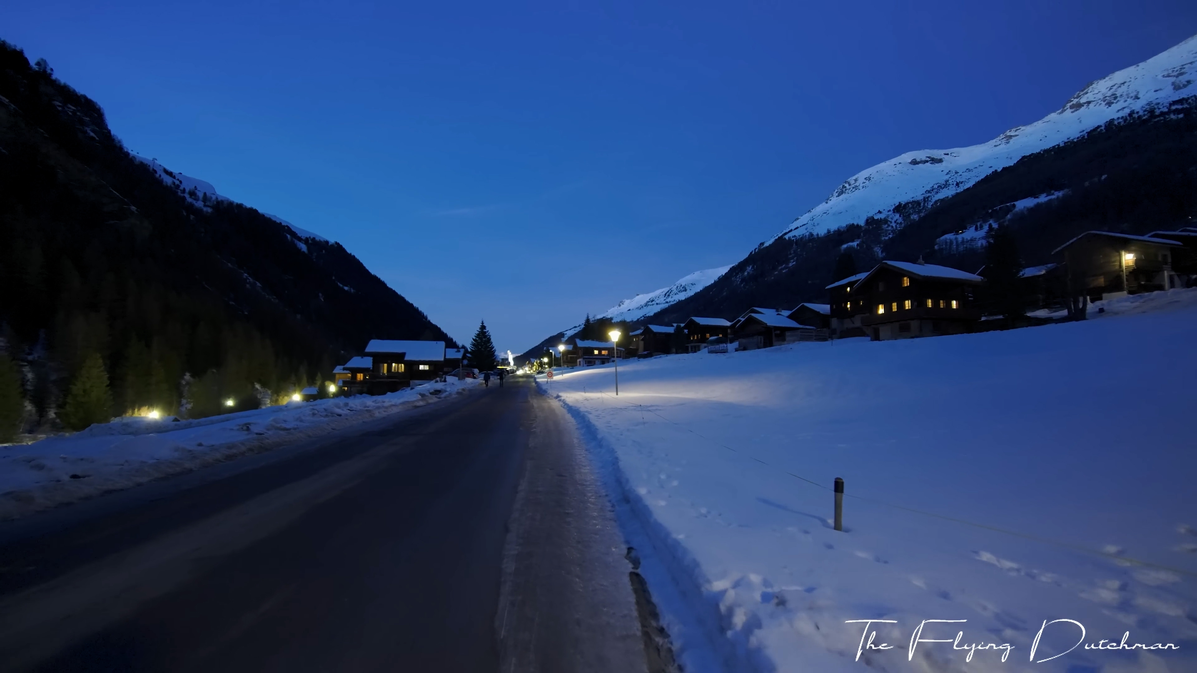 Zinal – A Snowy Fairytale Escape in the Swiss Alps (4K)