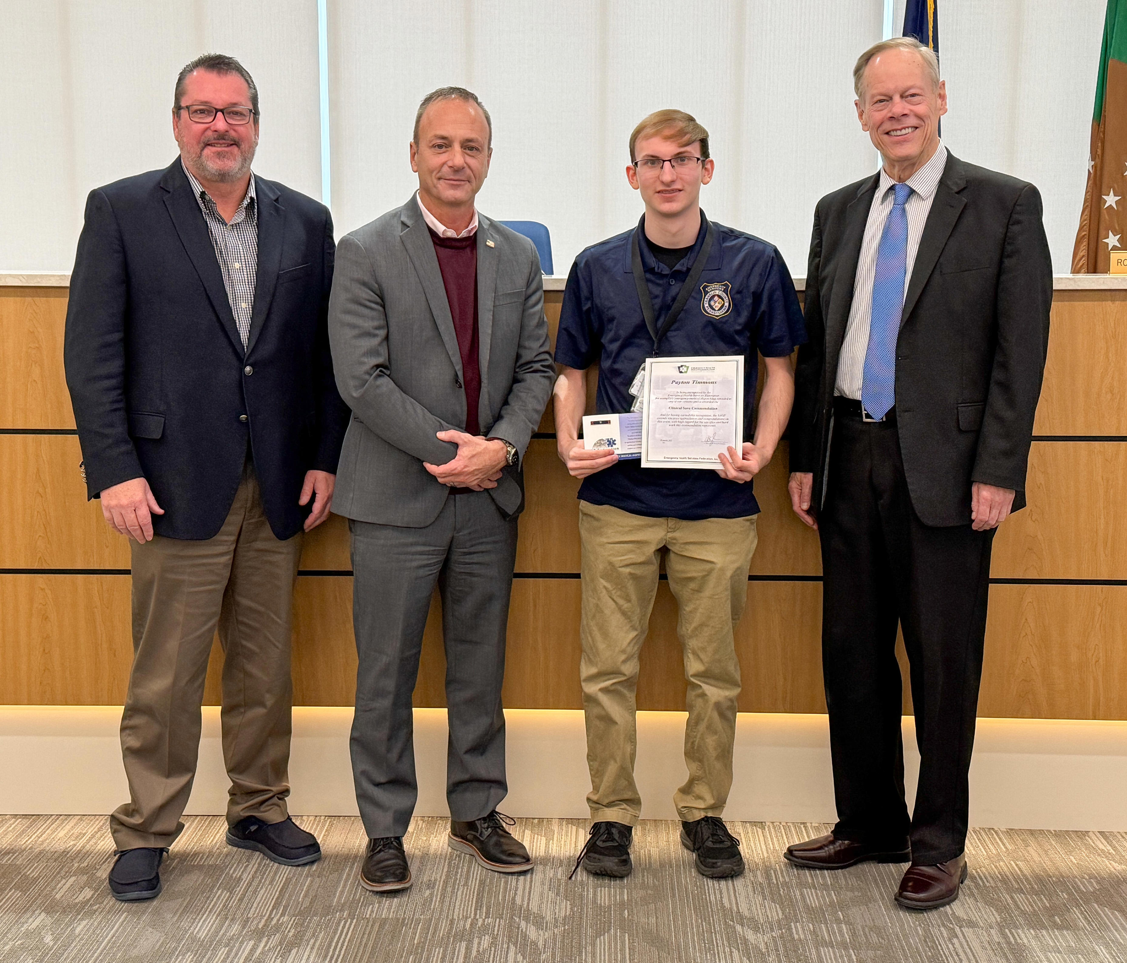 Franklin County 911 dispatcher receives commendation for help saving ...