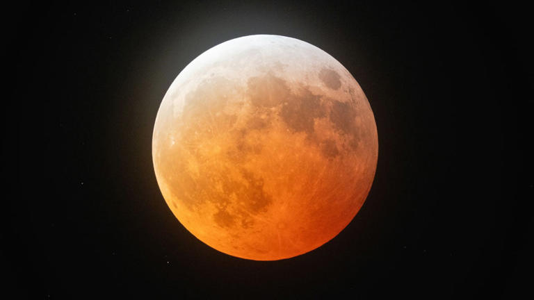 Blood Moon Eclipse 2025: Images From The US And Elsewhere In The ...