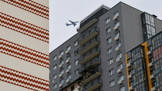 Ukraine drones hit Moscow buildings, just 4 km from Kremlin, amid US ...