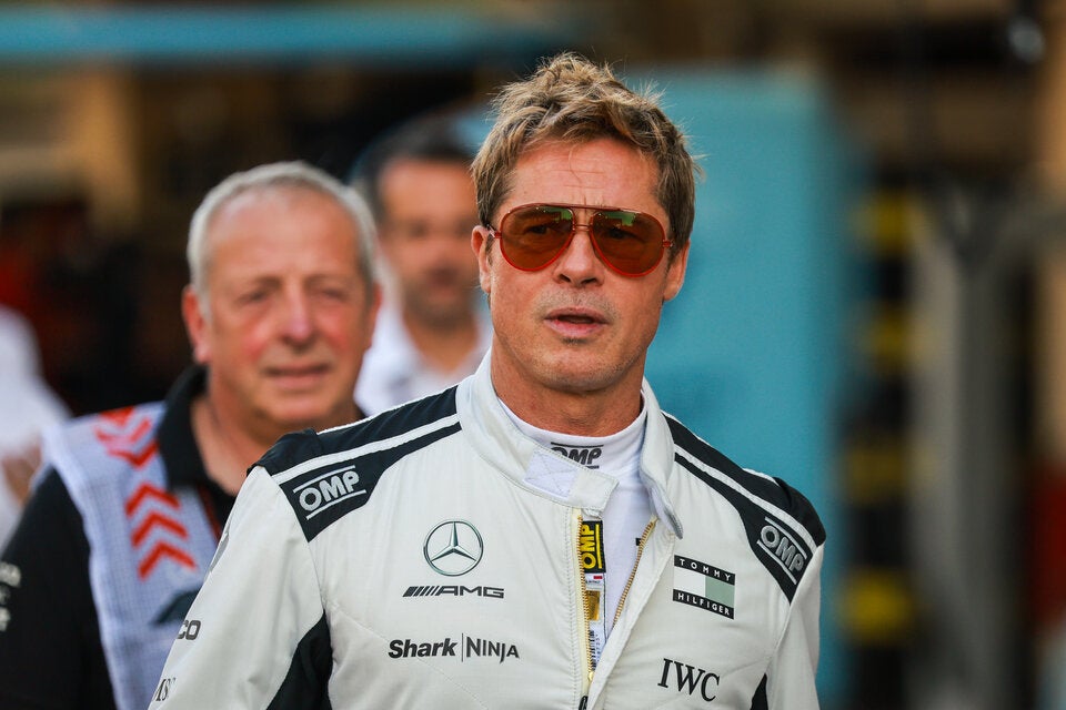 Brad Pitt fährt jetzt voll auf Mercedes ab - mit George Russell