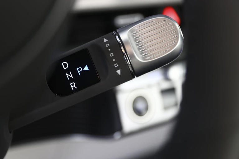 Carmakers Are Reinventing the Gear Shifter and Drivers Are Lost