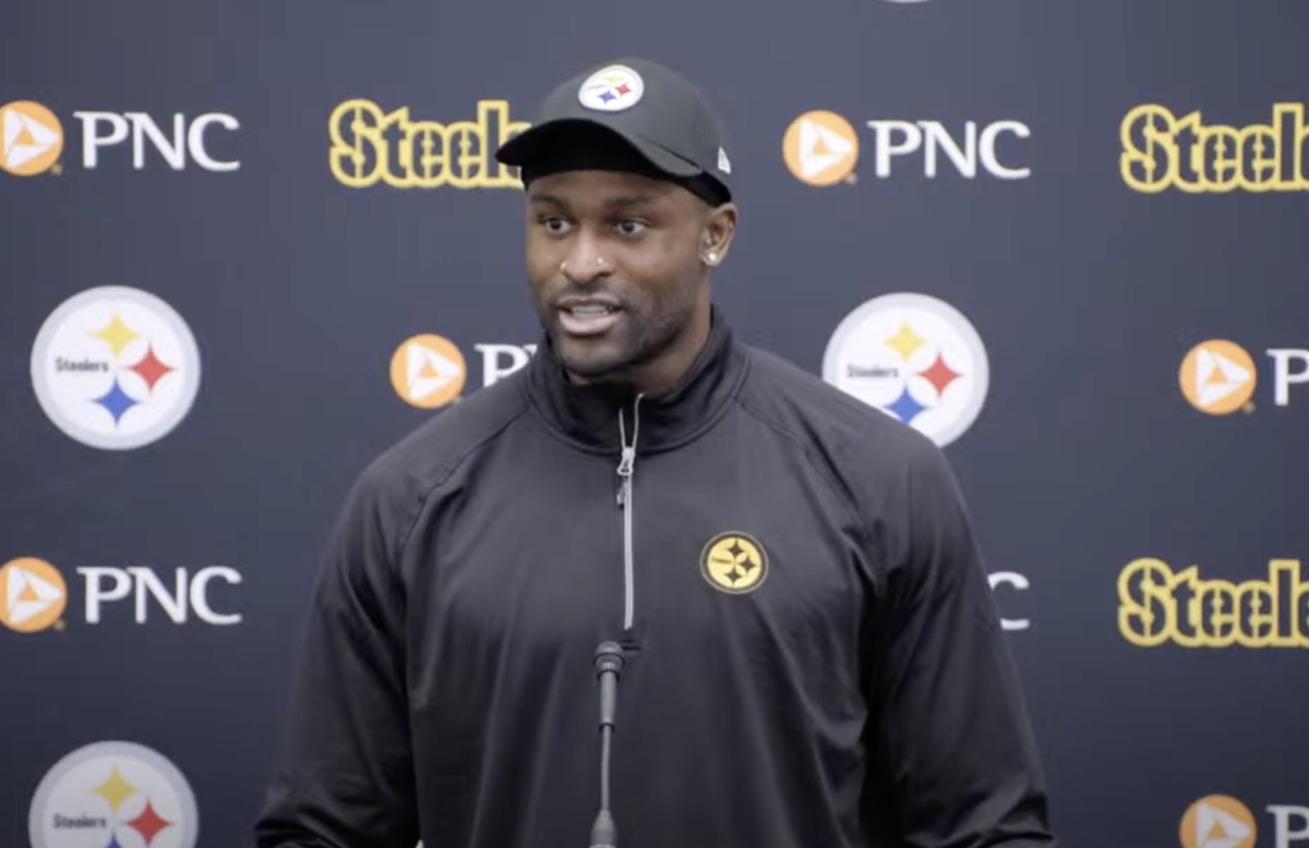 DK Metcalf Breaks Silence On Steelers' Quarterback Drama