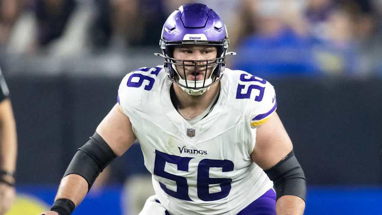 NFL free agency: Seahawks could sign or trade for $15 million center