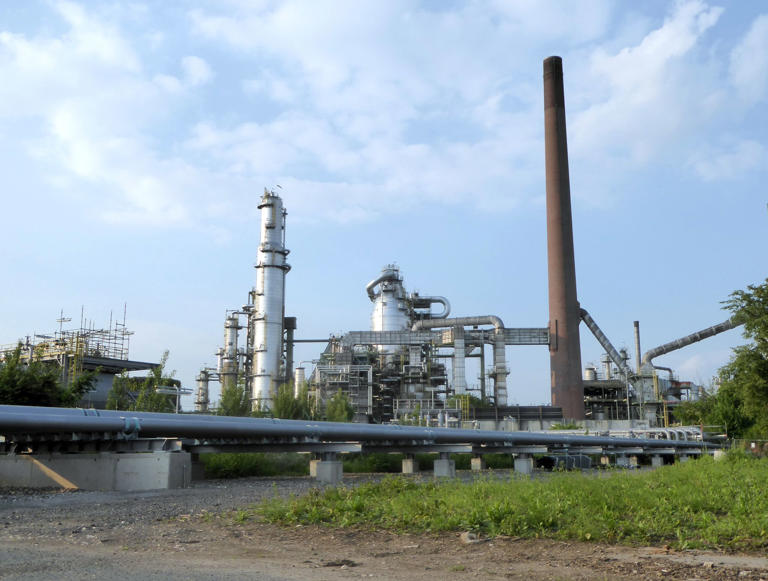 Raffinerie in Wesseling stoppt Kraftstoff-Produktion