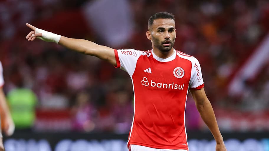 Internacional x Grêmio: onde assistir, escalações e palpite