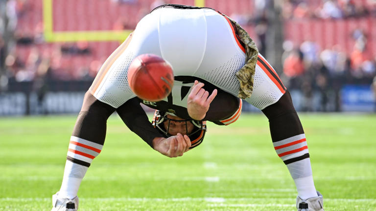 Report: Eagles sign new long snapper